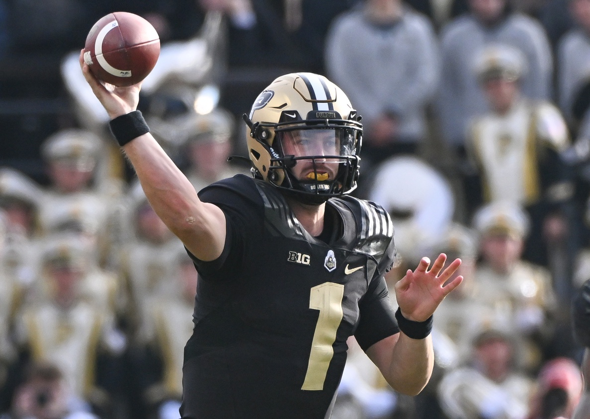 College Football Expert Picks Against The Spread